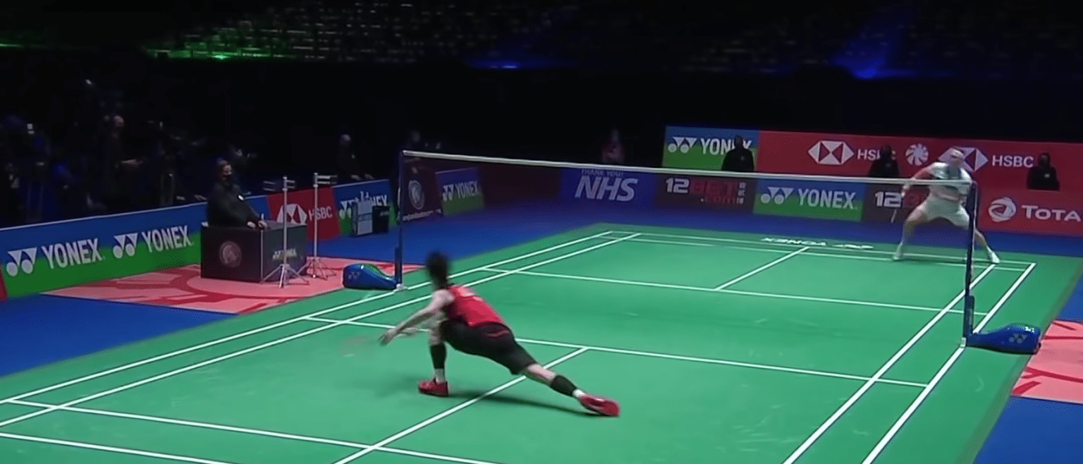 Badminton stretches: become as agile as a cheetah with a racket