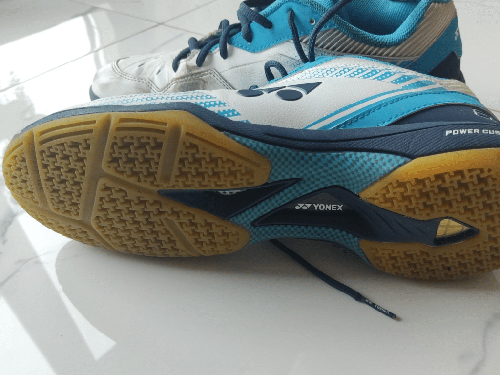 Yonex 65z3 review: the best shoe or hype?